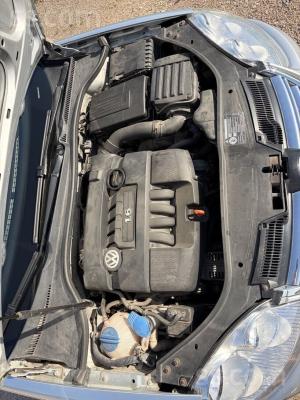 Pelēks Volkswagen Jetta 2006 Daugavpils, ar dzinēja tilpumu 1.60 L un nobraukumu 148 tūkst. km par 2500 €, foto 15 vietnē AUTOMOTO.COM.LV