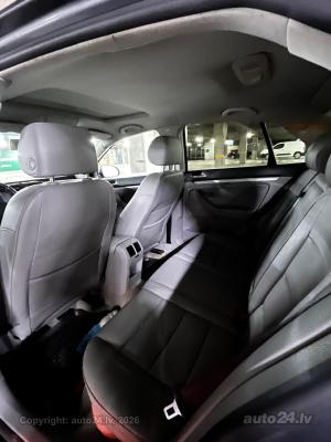Pelēks Volkswagen Jetta 2006 Tallina, ar dzinēja tilpumu 2.00 L un nobraukumu 155 tūkst. km par 2200 €, foto 7 vietnē AUTOMOTO.COM.LV