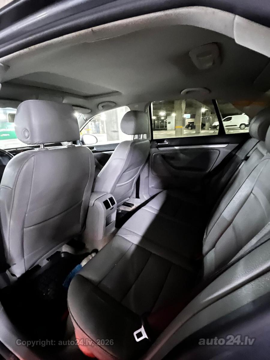 Pelēks Volkswagen Jetta 2006 Tallina, ar dzinēja tilpumu 2.00 L un nobraukumu 155 tūkst. km par 2200 €, foto 7 vietnē AUTOMOTO.COM.LV