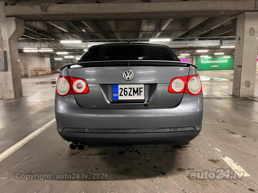 Pelēks Volkswagen Jetta 2006 Tallina, ar dzinēja tilpumu 2.00 L un nobraukumu 155 tūkst. km par 2200 €, foto 16 vietnē AUTOMOTO.COM.LV