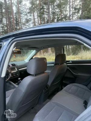 Pelēks Volkswagen Jetta 2007 Viļņa, ar dzinēja tilpumu 1.90 L un nobraukumu 215 tūkst. km par 1450 €, foto 7 vietnē AUTOMOTO.COM.LV