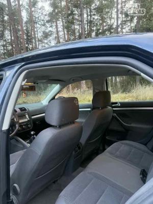 Pelēks Volkswagen Jetta 2007 Viļņa, ar dzinēja tilpumu 1.90 L un nobraukumu 215 tūkst. km par 1450 €, foto 7 vietnē AUTOMOTO.COM.LV
