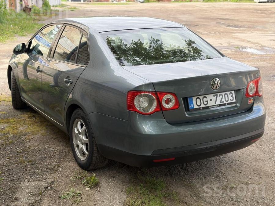 Серый Фольксваген Джетта 2007 в Даугавпилс, объемом двигателя 1.90 л и пробегом 210 тыс. км за 2200 €, фото 27 на AUTOMOTO.COM.LV