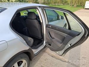 Pelēks Volkswagen Jetta 2007 Rīga, ar dzinēja tilpumu 1.90 L un nobraukumu 312 tūkst. km par 950 €, foto 12 vietnē AUTOMOTO.COM.LV