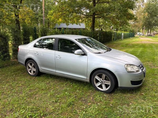 Pelēks Volkswagen Jetta 2007 Rīga, ar dzinēja tilpumu 1.90 L un nobraukumu 312 tūkst. km par 1500 €, foto 5 vietnē AUTOMOTO.COM.LV