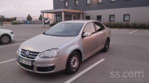 Grey Volkswagen Jetta 2008 in Riga, with an engine capacity of 1.60 L and mileage of 313 thousand km for 1650 €, photo  on AUTOMOTO.COM.LV