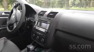 Pelēks Volkswagen Jetta 2008 Rīga, ar dzinēja tilpumu 1.60 L un nobraukumu 314 tūkst. km par 1300 €, foto 6 vietnē AUTOMOTO.COM.LV