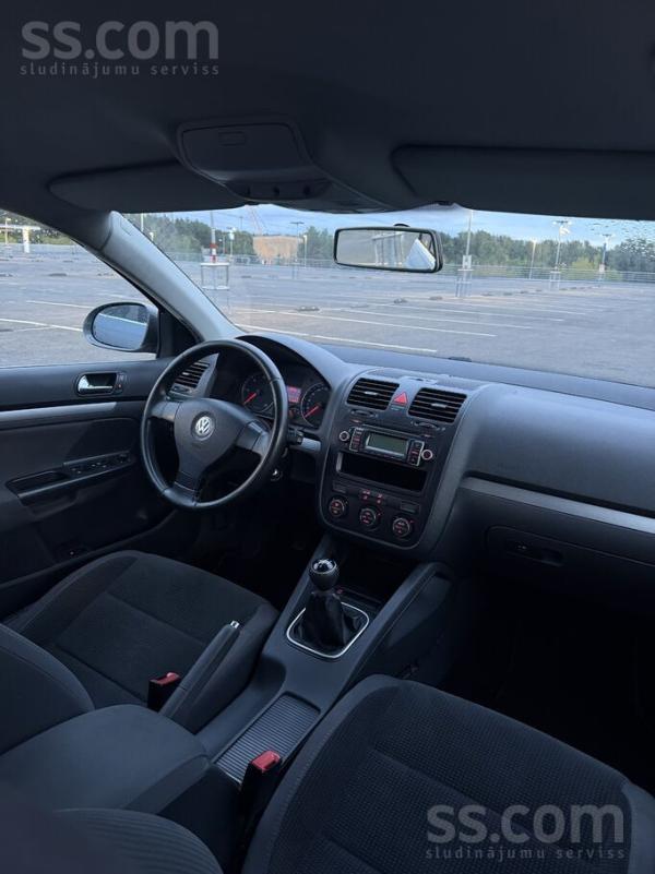 Pelēks Volkswagen Jetta 2008 Rīga, ar dzinēja tilpumu 1.90 L un nobraukumu 413 tūkst. km par 1900 €, foto 8 vietnē AUTOMOTO.COM.LV
