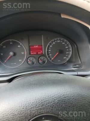 Pelēks Volkswagen Jetta 2008 Daugavpils, ar dzinēja tilpumu 1.90 L un nobraukumu 262 tūkst. km par 1800 €, foto 9 vietnē AUTOMOTO.COM.LV