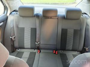 Pelēks Volkswagen Jetta 2009 Rēzekne, ar dzinēja tilpumu 1.90 L un nobraukumu 239 tūkst. km par 3490 €, foto 14 vietnē AUTOMOTO.COM.LV