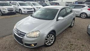 Pelēks Volkswagen Jetta 2010 Kauņa, ar dzinēja tilpumu 1.60 L un nobraukumu 225 tūkst. km par 3600 €, foto 3 vietnē AUTOMOTO.COM.LV
