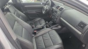 Pelēks Volkswagen Jetta 2010 Kauņa, ar dzinēja tilpumu 1.60 L un nobraukumu 225 tūkst. km par 3600 €, foto 9 vietnē AUTOMOTO.COM.LV