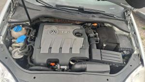 Pelēks Volkswagen Jetta 2010 Kauņa, ar dzinēja tilpumu 1.60 L un nobraukumu 225 tūkst. km par 3600 €, foto 16 vietnē AUTOMOTO.COM.LV