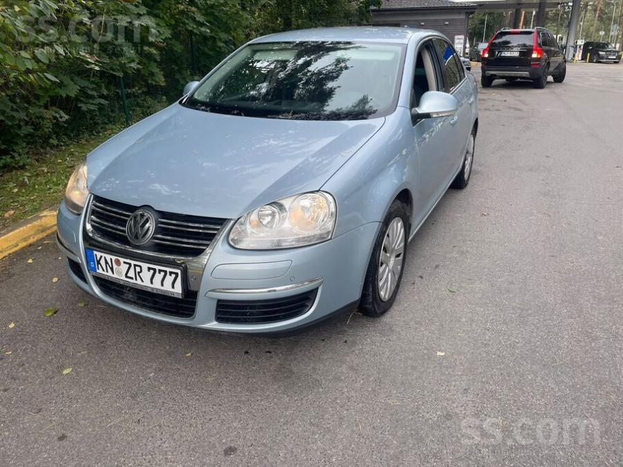 Grey Volkswagen Jetta 2010 in Riga, with an engine capacity of 1.60 L and mileage of 0 thousand km for 1999 €, photo 1 on AUTOMOTO.COM.LV