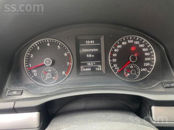 Pelēks Volkswagen Jetta 2010 Rīga, ar dzinēja tilpumu 1.60 L un nobraukumu 0 tūkst. km par 2199 €, foto 9 vietnē AUTOMOTO.COM.LV