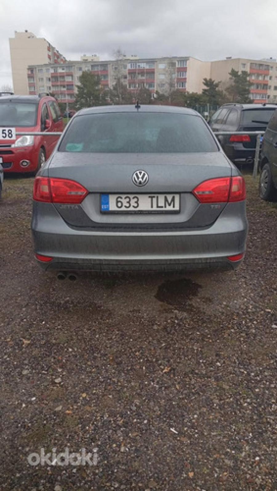 Grey Volkswagen Jetta 2011 in Tallinn, with an engine capacity of 1.40 L and mileage of 262 thousand km for 3900 €, photo 3 on AUTOMOTO.COM.LV