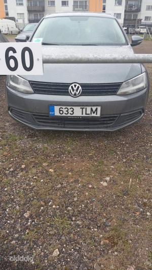 Grey Volkswagen Jetta 2011 in Tallinn, with an engine capacity of 1.40 L and mileage of 262 thousand km for 3900 €, photo 17 on AUTOMOTO.COM.LV