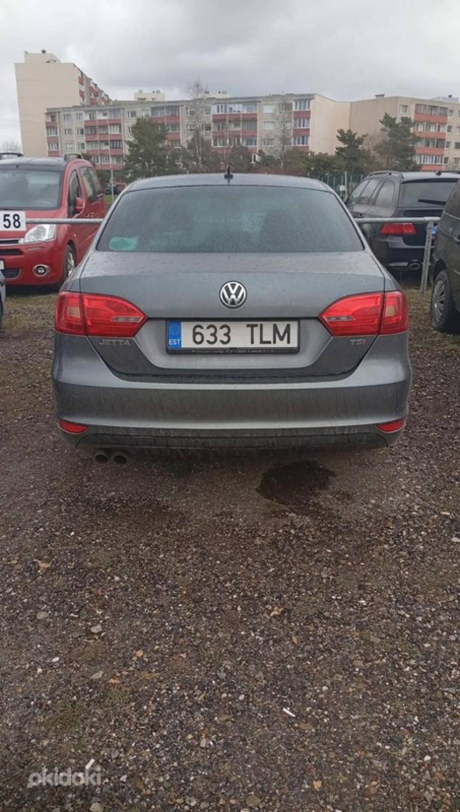 Grey Volkswagen Jetta 2011 in Tallinn, with an engine capacity of 1.40 L and mileage of 262 thousand km for 3900 €, photo 18 on AUTOMOTO.COM.LV