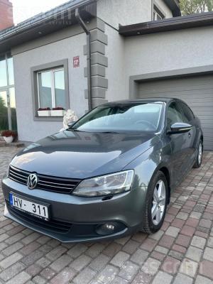 Pelēks Volkswagen Jetta 2012 Jelgava, ar dzinēja tilpumu 1.60 L un nobraukumu 285 tūkst. km par 6200 €, foto 3 vietnē AUTOMOTO.COM.LV