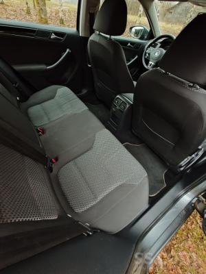 Pelēks Volkswagen Jetta 2012 Ludza, ar dzinēja tilpumu 1.60 L un nobraukumu 311 tūkst. km par 5100 €, foto 14 vietnē AUTOMOTO.COM.LV