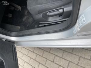 Pelēks Volkswagen Jetta 2012 Viļņa, ar dzinēja tilpumu 1.60 L un nobraukumu 200 tūkst. km par 3700 €, foto 18 vietnē AUTOMOTO.COM.LV