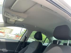 Pelēks Volkswagen Jetta 2012 Viļņa, ar dzinēja tilpumu 1.60 L un nobraukumu 200 tūkst. km par 3700 €, foto 29 vietnē AUTOMOTO.COM.LV