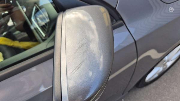 Pelēks Volkswagen Jetta 2012 Viļņa, ar dzinēja tilpumu 1.97 L un nobraukumu 278 tūkst. km par 3650 €, foto 6 vietnē AUTOMOTO.COM.LV