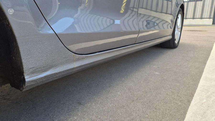 Pelēks Volkswagen Jetta 2012 Viļņa, ar dzinēja tilpumu 1.97 L un nobraukumu 278 tūkst. km par 3650 €, foto 8 vietnē AUTOMOTO.COM.LV