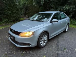 Pelēks Volkswagen Jetta 2012 Tallina, ar dzinēja tilpumu 1.40 L un nobraukumu 177 tūkst. km par 4100 €, foto  vietnē AUTOMOTO.COM.LV