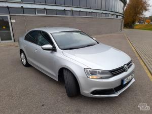 Pelēks Volkswagen Jetta 2013 Viļņa, ar dzinēja tilpumu 1.60 L un nobraukumu 248 tūkst. km par 4250 €, foto 11 vietnē AUTOMOTO.COM.LV