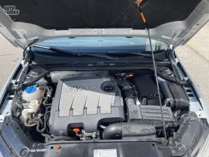 Grey Volkswagen Jetta 2013 in Vilnius, with an engine capacity of 1.60 L and mileage of 200 thousand km for 3500 €, photo 34 on AUTOMOTO.COM.LV