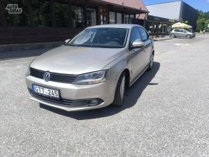 Pelēks Volkswagen Jetta 2013 Kauņa, ar dzinēja tilpumu 1.60 L un nobraukumu 275 tūkst. km par 3800 €, foto 4 vietnē AUTOMOTO.COM.LV