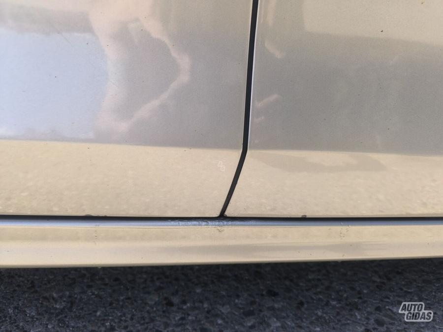Pelēks Volkswagen Jetta 2013 Kauņa, ar dzinēja tilpumu 1.60 L un nobraukumu 275 tūkst. km par 3800 €, foto 14 vietnē AUTOMOTO.COM.LV