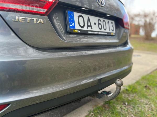 Grey Volkswagen Jetta 2013 in Jekabpils, with an engine capacity of 1.40 L and mileage of 270 thousand km for 6400 €, photo 10 on AUTOMOTO.COM.LV