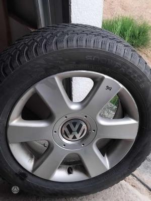 Grey Volkswagen Jetta 2013 in Alytus, with an engine capacity of 1.60 L and mileage of 290 thousand km for 4000 €, photo 17 on AUTOMOTO.COM.LV