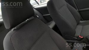 Grey Volkswagen Jetta 2013 in Riga, with an engine capacity of 1.60 L and mileage of 218 thousand km for 4250 €, photo 13 on AUTOMOTO.COM.LV