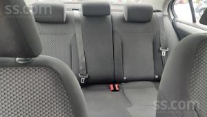 Grey Volkswagen Jetta 2013 in Riga, with an engine capacity of 1.60 L and mileage of 218 thousand km for 4250 €, photo 21 on AUTOMOTO.COM.LV