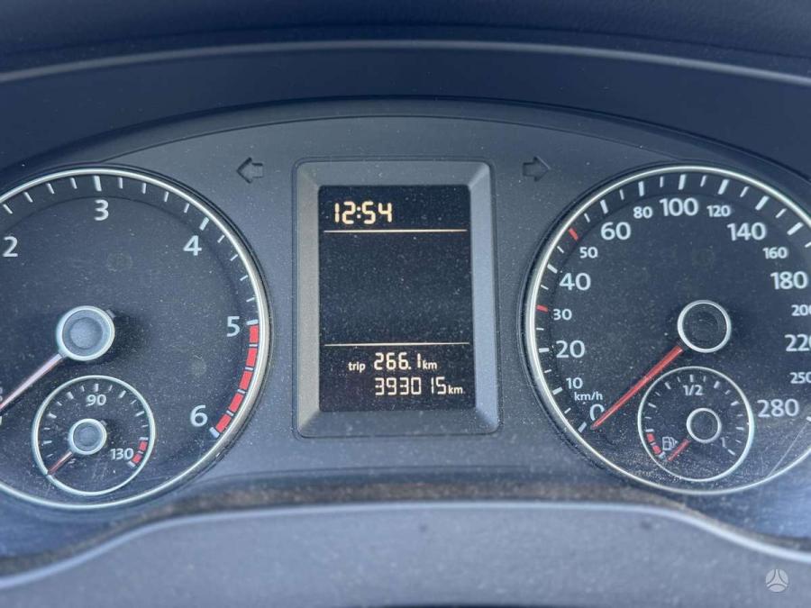 Pelēks Volkswagen Jetta 2013 Kauņa, ar dzinēja tilpumu 1.60 L un nobraukumu 393 tūkst. km par 1700 €, foto 9 vietnē AUTOMOTO.COM.LV