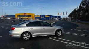 Grey Volkswagen Jetta 2013 in Riga, with an engine capacity of 1.40 L and mileage of 167 thousand km for 4450 €, photo 7 on AUTOMOTO.COM.LV