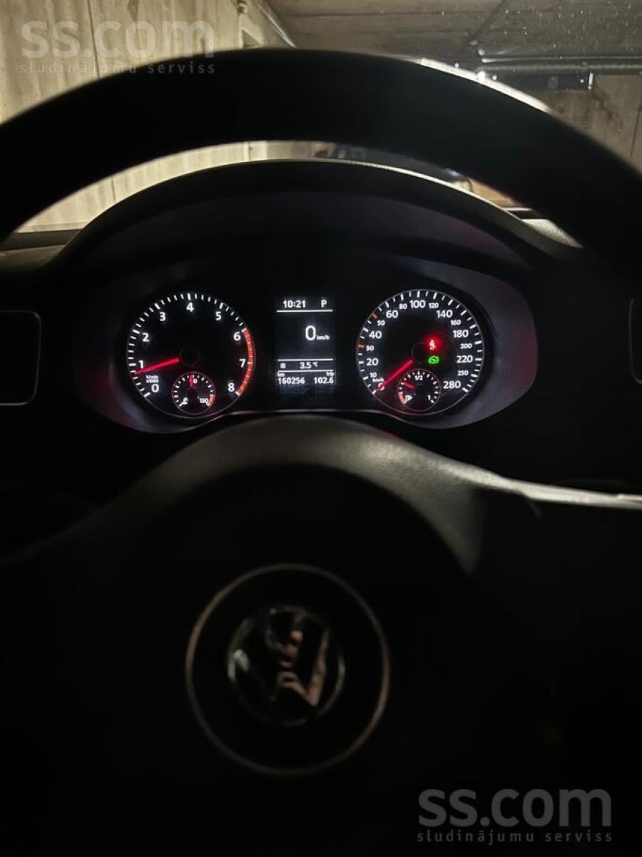 Grey Volkswagen Jetta 2013 in Riga, with an engine capacity of 1.40 L and mileage of 167 thousand km for 4450 €, photo 13 on AUTOMOTO.COM.LV