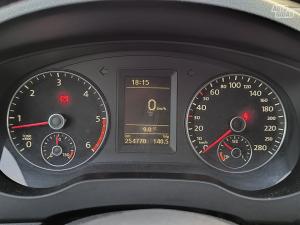 Grey Volkswagen Jetta 2014 in Vilnius, with an engine capacity of 1.60 L and mileage of 255 thousand km for 3950 €, photo 27 on AUTOMOTO.COM.LV