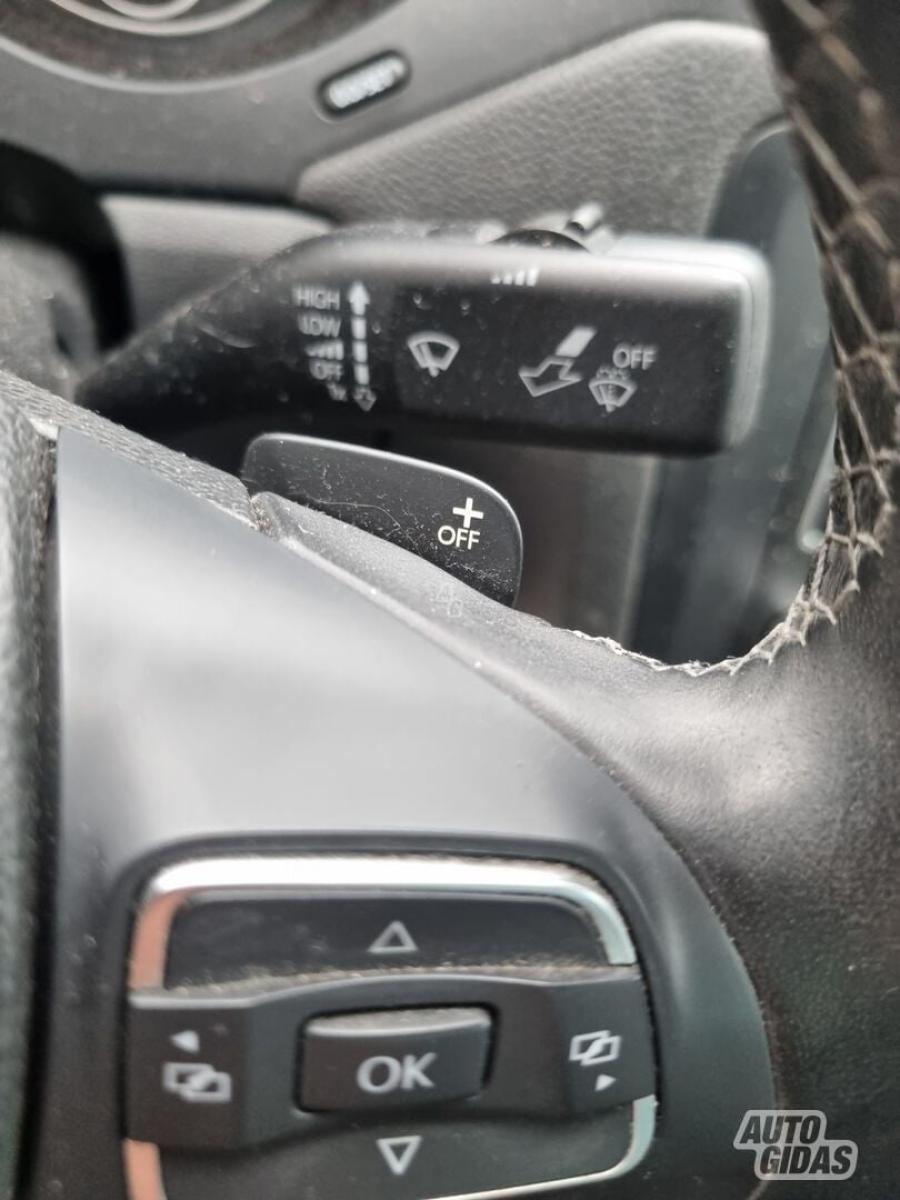 Pelēks Volkswagen Jetta 2014 Kauņa, ar dzinēja tilpumu 1.40 L un nobraukumu 330 tūkst. km par 4950 €, foto 12 vietnē AUTOMOTO.COM.LV