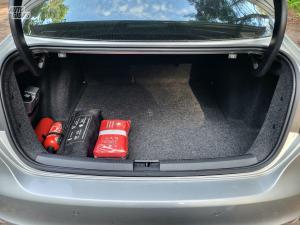 Pelēks Volkswagen Jetta 2014 Kauņa, ar dzinēja tilpumu 1.60 L un nobraukumu 260 tūkst. km par 4300 €, foto 7 vietnē AUTOMOTO.COM.LV