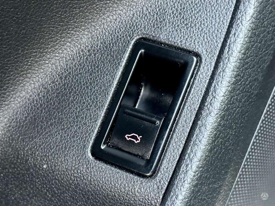Pelēks Volkswagen Jetta 2014 Kauņa, ar dzinēja tilpumu 1.39 L un nobraukumu 322 tūkst. km par 2500 €, foto 12 vietnē AUTOMOTO.COM.LV