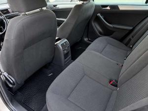 Pelēks Volkswagen Jetta 2014 Kauņa, ar dzinēja tilpumu 1.39 L un nobraukumu 322 tūkst. km par 2500 €, foto 23 vietnē AUTOMOTO.COM.LV