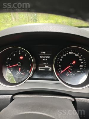 Pelēks Volkswagen Jetta 2015 Talsi, ar dzinēja tilpumu 1.40 L un nobraukumu 204 tūkst. km par 4800 €, foto 9 vietnē AUTOMOTO.COM.LV