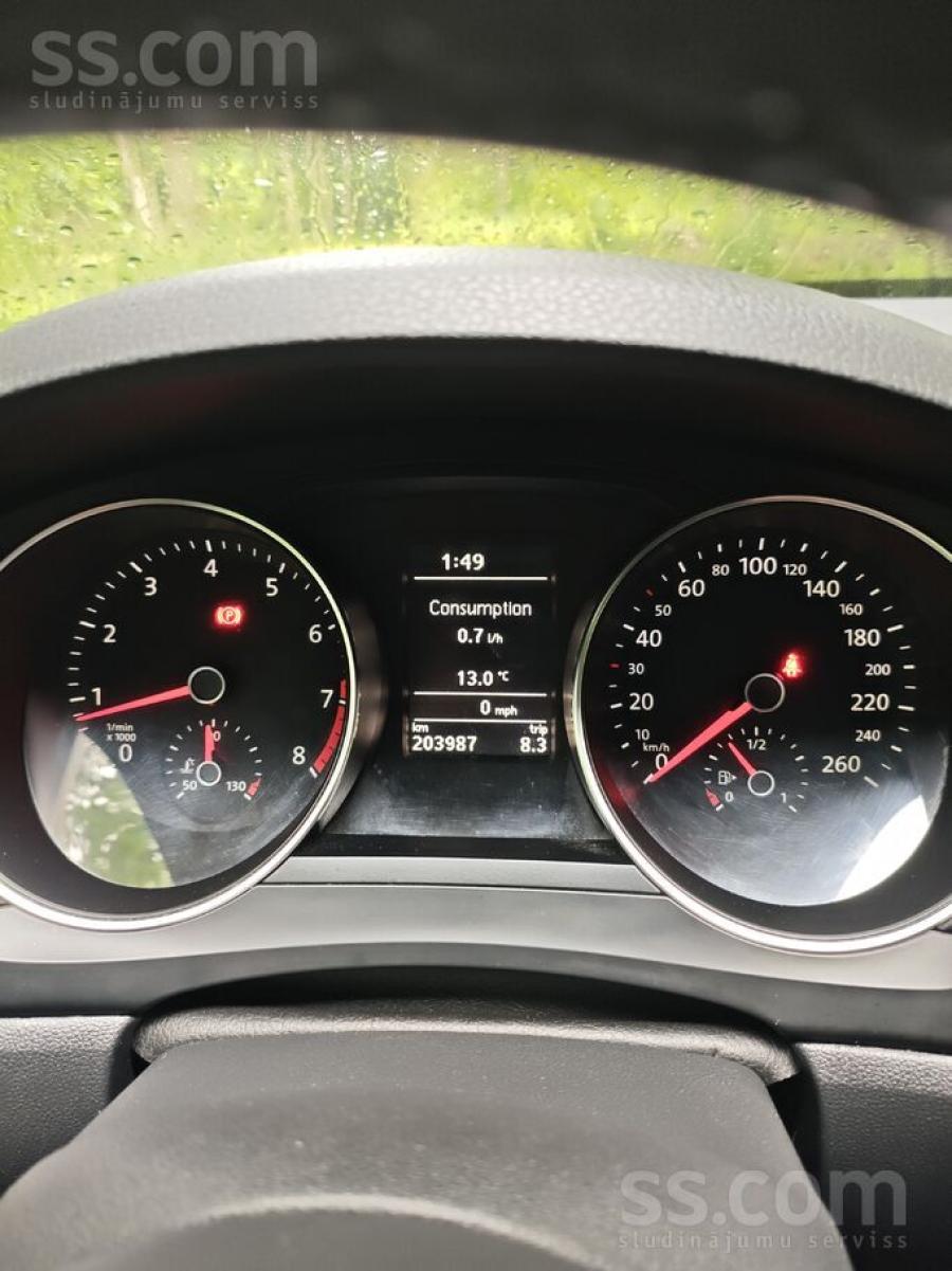 Pelēks Volkswagen Jetta 2015 Talsi, ar dzinēja tilpumu 1.40 L un nobraukumu 204 tūkst. km par 4800 €, foto 9 vietnē AUTOMOTO.COM.LV