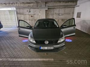 Серый Фольксваген Джетта 2015 в Рига, объемом двигателя 2.00 л и пробегом 304 тыс. км за 5500 €, фото 11 на AUTOMOTO.COM.LV