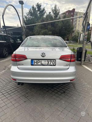 Pelēks Volkswagen Jetta 2015 Viļņa, ar dzinēja tilpumu 1.97 L un nobraukumu 253 tūkst. km par 4000 €, foto 8 vietnē AUTOMOTO.COM.LV