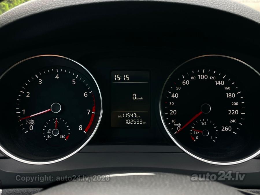 Pelēks Volkswagen Jetta 2015 Tallina, ar dzinēja tilpumu 1.20 L un nobraukumu 103 tūkst. km par 7900 €, foto 15 vietnē AUTOMOTO.COM.LV